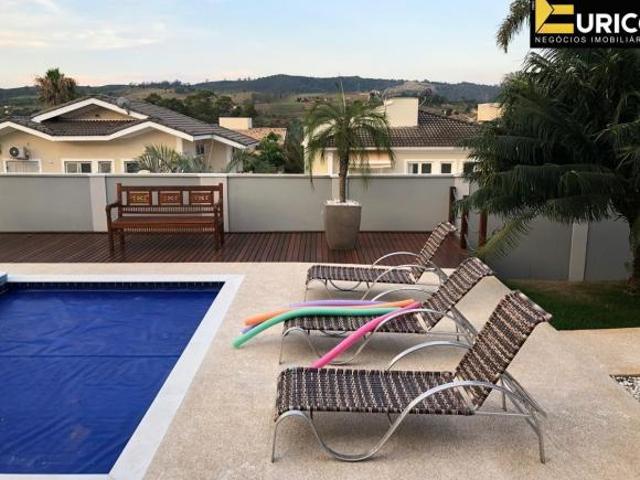 Casa em condomínio à venda no Condomínio Villaggio Capríccio em Louveira/SP