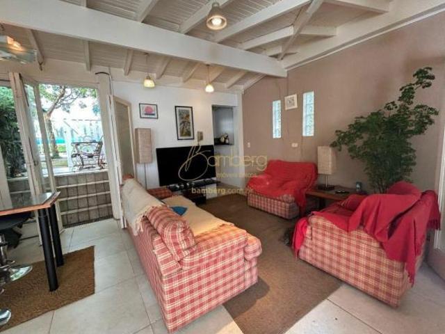 Casa em condomínio à venda no Jardim Consórcio