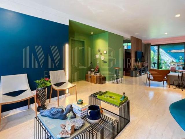 Casa em condomínio à Venda no Jardim Cordeiro SP 4 quartos
