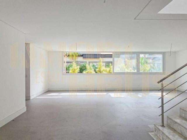Casa em condomínio à venda no Jardim dos Estados | 4 quartos/ 4 suítes