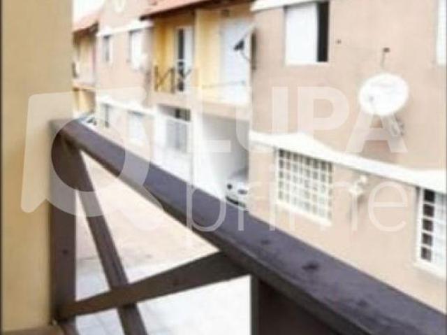 CASA EM CONDOMÍNIO Á VENDA NO JARDIM SONIA