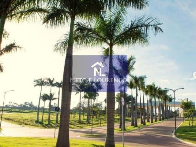 Casa em Condomínio à Venda no Jardim Samambaia, Jundiaí – 340m²