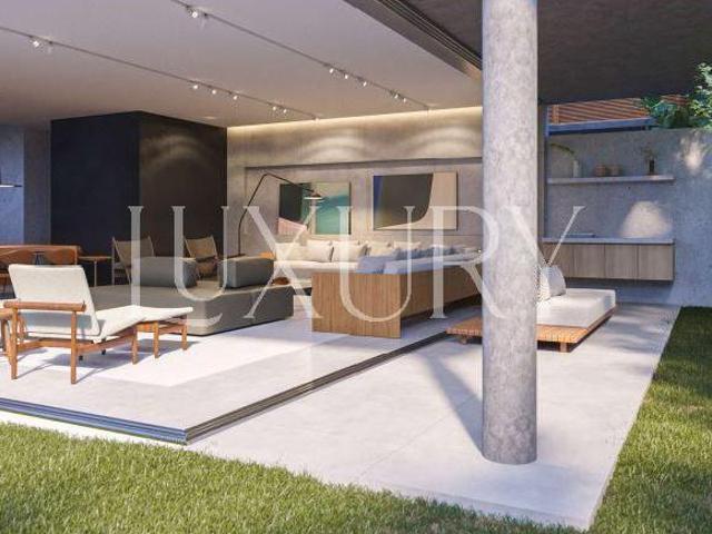 Casa em Condomínio à Venda no Jardim Paulistano