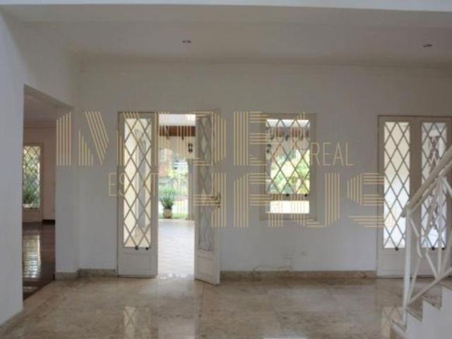 CASA EM CONDOMÍNIO À VENDA NO JARDIM PETRÓPOLIS 4 QUARTOS