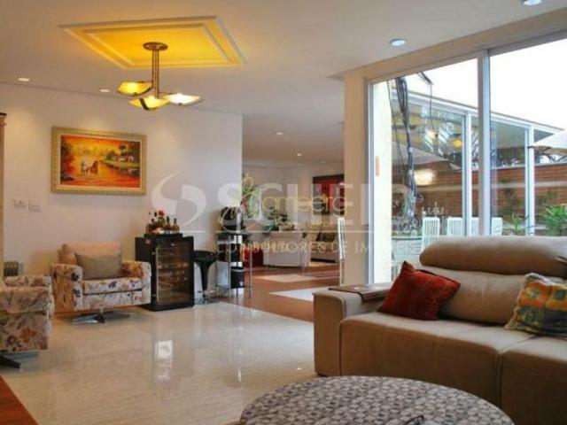 Casa em Condomínio à Venda no Jardim Prudência
