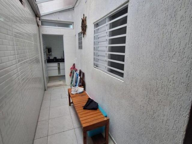 Casa em Condomínio à Venda no Melvi Praia Grande com Quintal e Churrasqueira