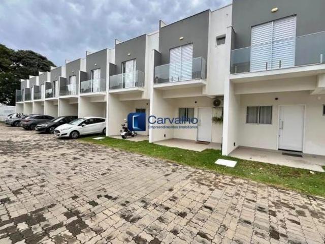 Casa em Condomínio à Venda no Parque Taquaral em Campinas | 2 Suítes e Varanda