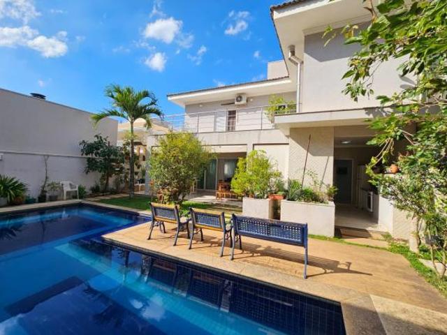 Casa em condomínio, à venda, no Portal do Paraíso II Estuda Permuta c/ Imóvel de menor valor!