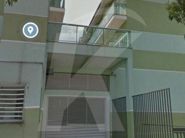 Casa em Condomínio á venda! o preço baixou! Aceita permuta!