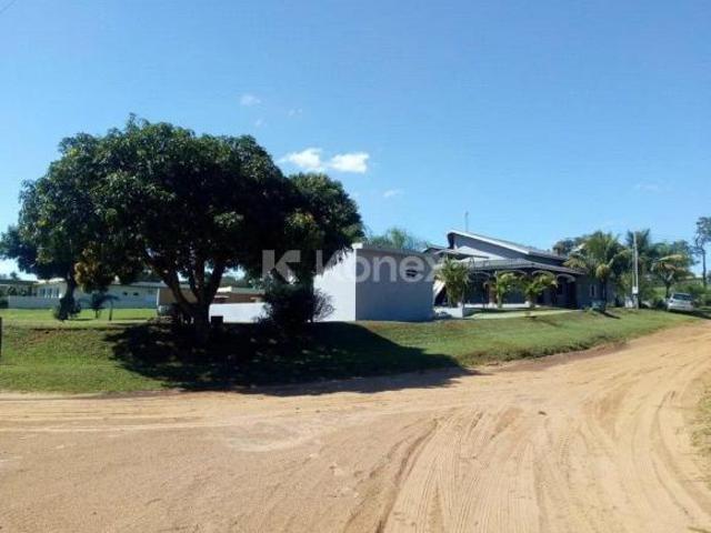 Casa em Condomínio à venda ou para alugar com 4 quartos em Centro, Arandu