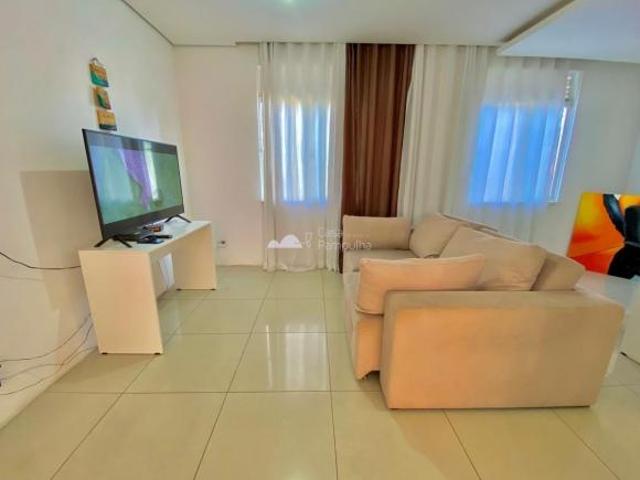 Casa em condomínio à venda, Santa Mônica