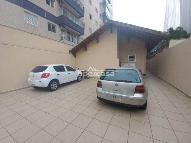Casa em Condomínio a Apenas 400 Metros da Praia