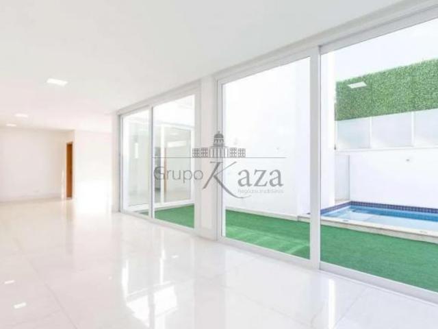 Casa em condomínio Alto da Boa Vista 4 Suítes 365m²