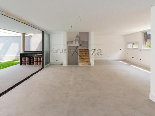 Casa em Condomínio Alto da Boa Vista 4 Suítes 450m²