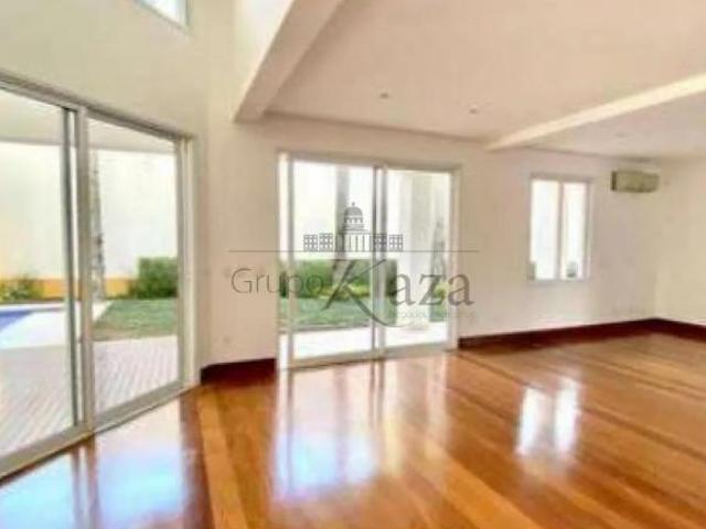 Casa em Condomínio Alto da Boa Vista 4 Suítes 764,78m²