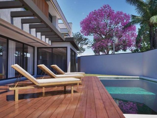 Casa em condomínio alto padrão de 209,68 m², 3 suítes, 3 vagas no Jardim Social