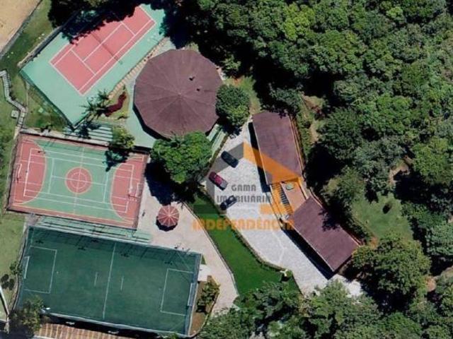 Casa em condominio alto padrão em Jandira