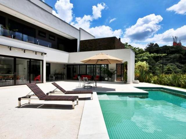 CASA EM CONDOMÍNIO Aldeia da Serra
