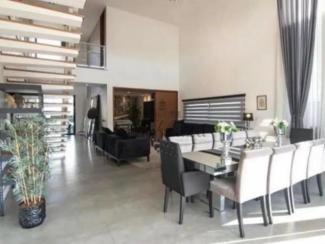 Casa em Condomínio Alphaville 5 Suítes 460m²