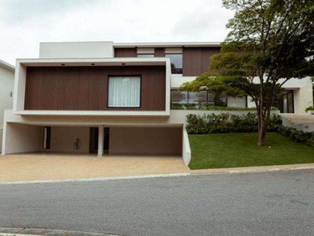 CASA EM CONDOMÍNIO ALPHAVILLE, 05 SUÍTES, 12 VAGAS, PISCINA, ÁREA GOURMET !