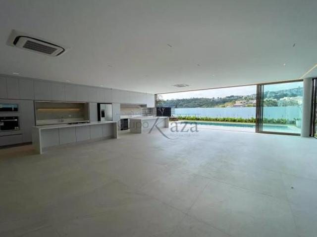 Casa em Condomínio Alphaville Condomínio Vila Solaia 4 Dormitórios 511m²