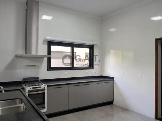 Casa em condomínio Alphaville Nova Esplanada em Votorantim SP: 2 quartos, 2 suítes, 2 salas, 2 banhe
