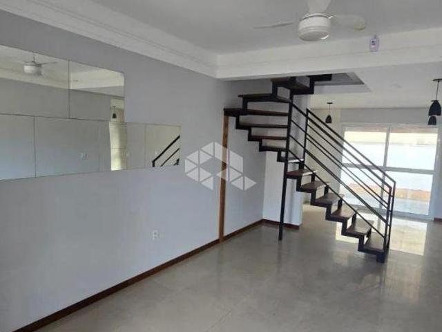 Casa em Condomínio, Bairro Hípica, 2 suítes
