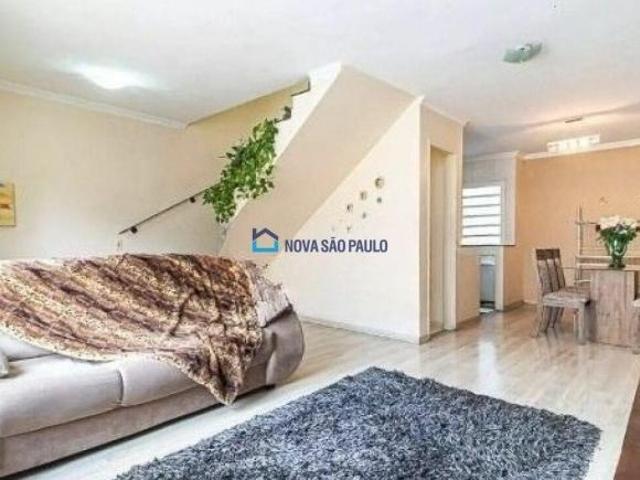 Casa em Condomínio. Bairro Saúde. 3 quartos, suíte, 2 vagas. Metrô a 700M