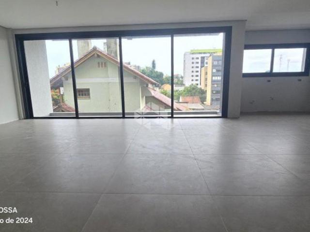 Casa em condomínio bairro Tristeza
