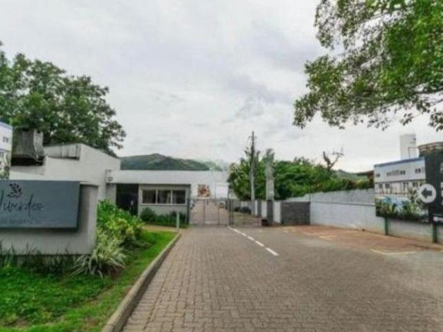 Casa em condomínio bairro Vila Nova