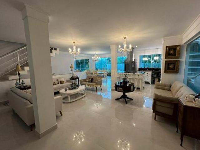 Casa em Condomínio Brooklin Velho com melhor custo! 4 suítes, 3 vagas