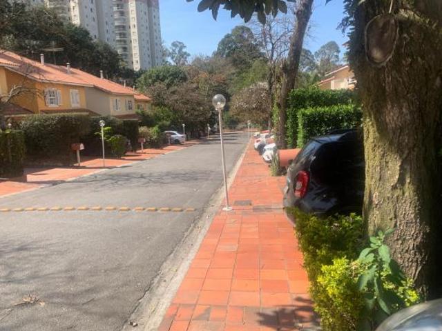 Casa em condomínio Butantã 3 dorms suite 2 vagas perto Raposo Tavares