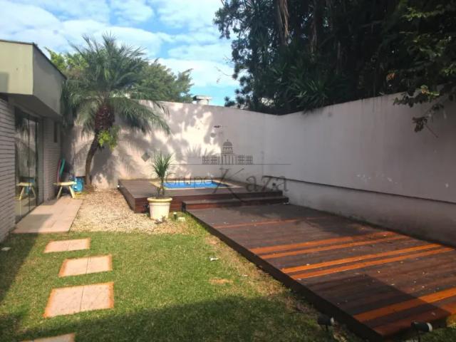 Casa em Condomínio Butantã 4 Dormitórios 480m²