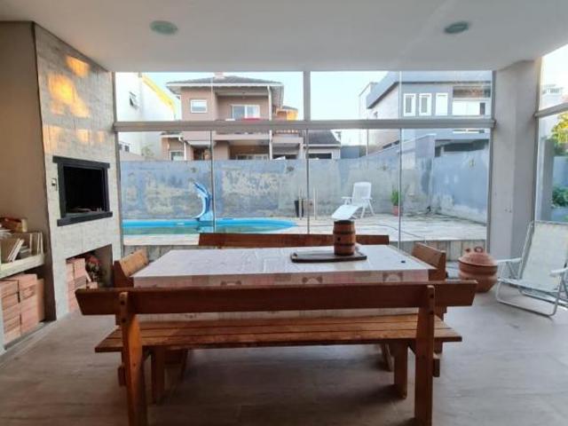 Casa em condomínio Buena Vista