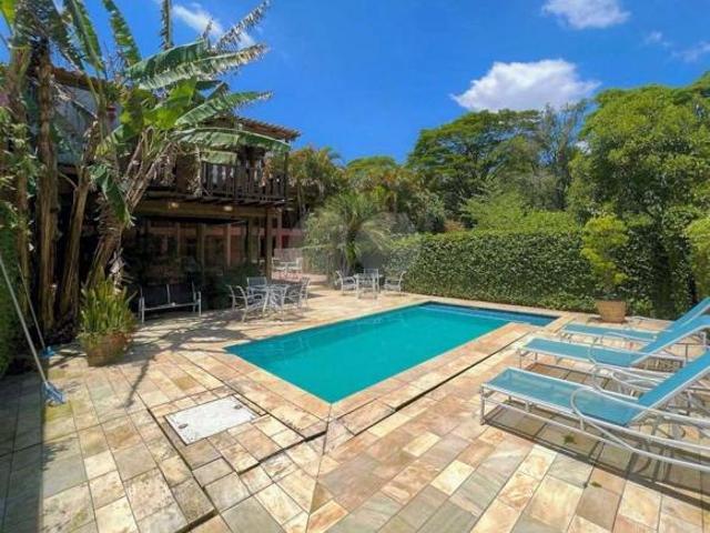 Casa em condominio Granja Viana