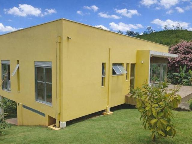 Casa em condominio Guararema