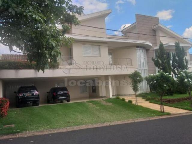 Casa em condomínio Damha 4