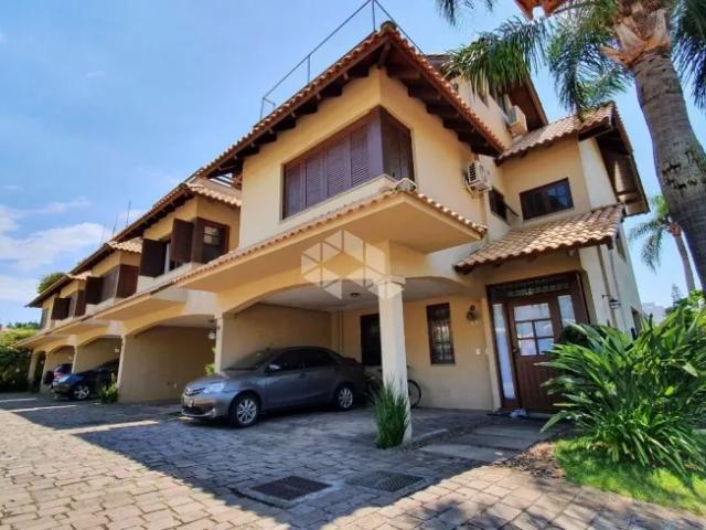 Casa em condominio de 3 dormitórios, sendo 1 suíte e 2 vagas, Tristeza, Porto Alegre