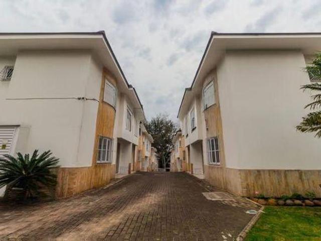 Casa em condomínio de 3 quartos no Bairro Teresópolis Porto Alegre