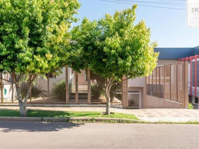 Casa em condomínio de 3 quartos, 2 vagas e churrasqueira no Mário Quintana