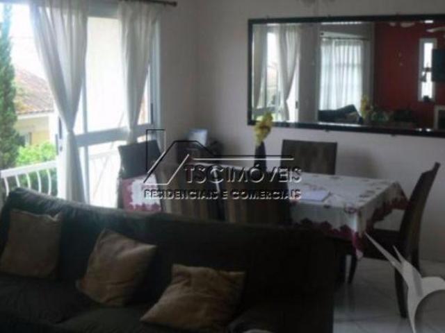 Casa em condominio de 03 dormitorios 177m2 03 vagas na Granja Viana