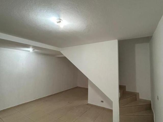 Casa em Condomínio de 100 m², 3 quartos em Vila Constança, São Paulo