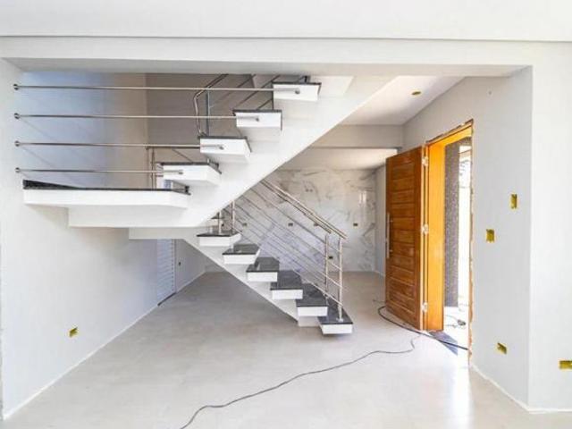 Casa em condomínio de 102 m² com 2 quartos à venda no Bairro Alto