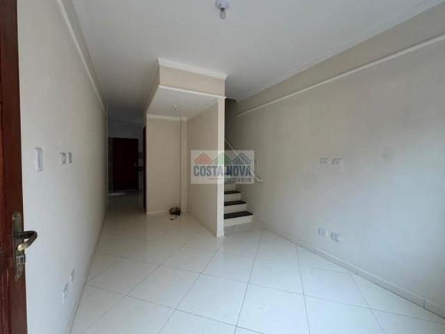 Casa em condominio de 2 dormitórios