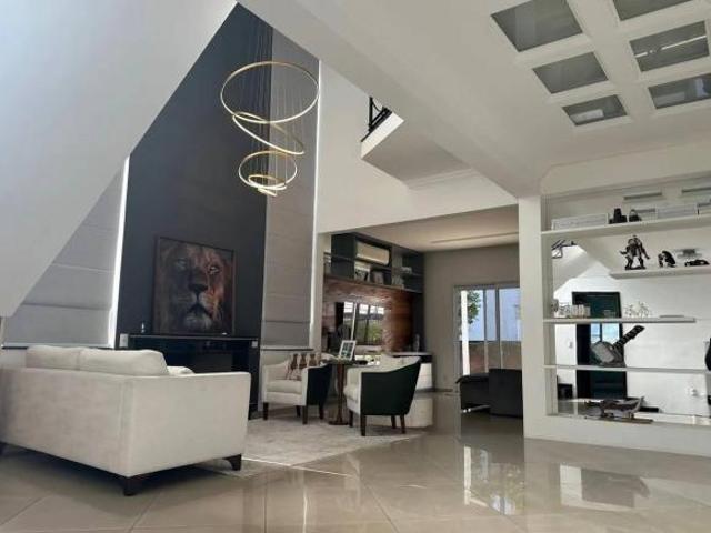 Casa em Condomínio de 300 m², 5 quartos em Tarumã, Santana de Parnaíba