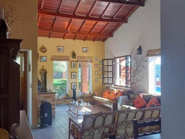 Casa em Condomínio de 370 m², 3 quartos em Rio Abaixo, Mairiporã