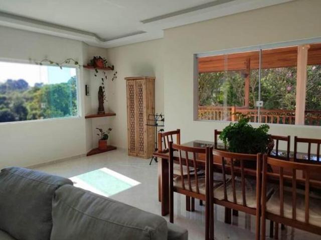 Casa em Condomínio de 400 m², 5 quartos em Paisagem Renoir, Cotia