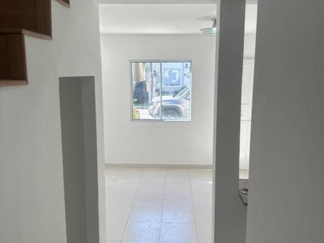 Casa em Condomínio de 60 m², 2 quartos em Chácara Canta Galo, Cotia