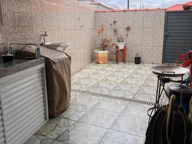 Casa em Condomínio de 83m² com 2 dormitórios Martim de Sá em Caraguatatuba