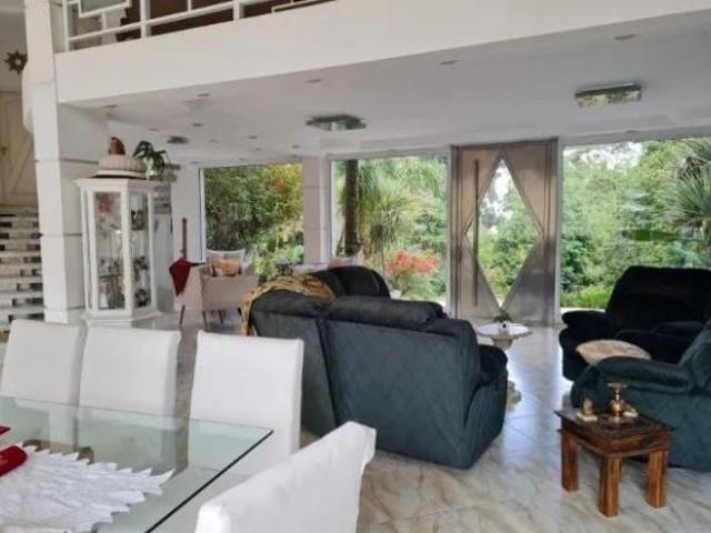 Casa em Condomínio de 850 m², 4 quartos em Residencial Tamboré, Barueri